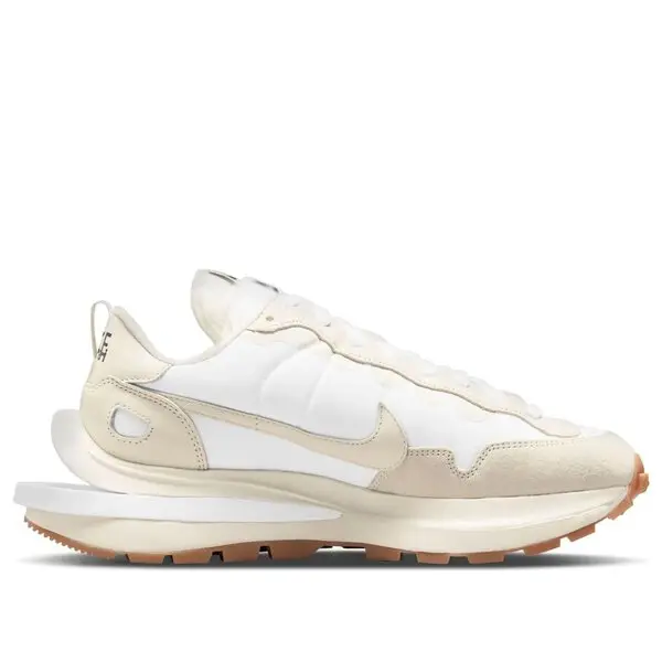 Nike X Sacai Vaporwaffle Sail Gum Sneakers - White/sail