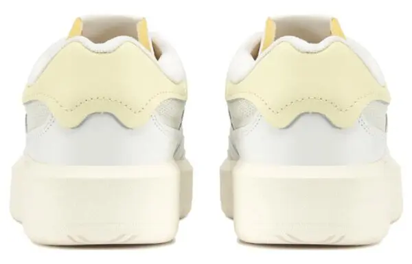 NEW BALANCE Ct302 Sneakers - White/beige