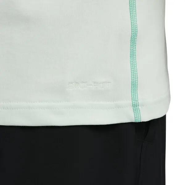Nike Primary Dri-fit Training T-shirt Asia Sizing - Light Green