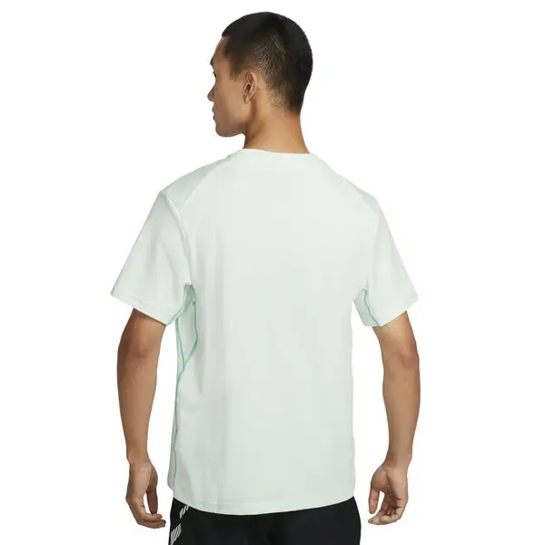 Nike Primary Dri-fit Training T-shirt Asia Sizing - Light Green