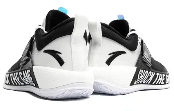 ANTA Sweeping 4 Athletic Sneakers