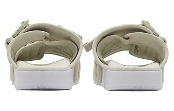 PUMA Leadcat Ylm Han Slides