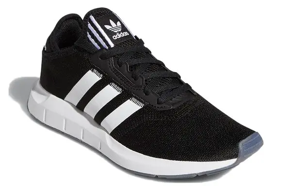 Adidas Swift Run X Sneakers