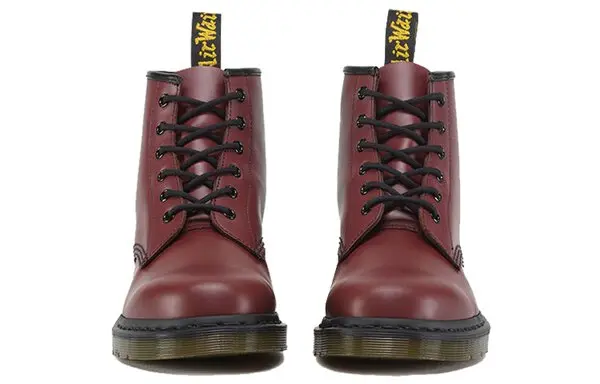 Dr. Martens 101 6-eyelet Boots - Red
