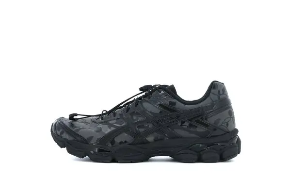 Asics X Cecilie Bahnsen Gel-cumulus 16 Floral Print Sneakers - Black