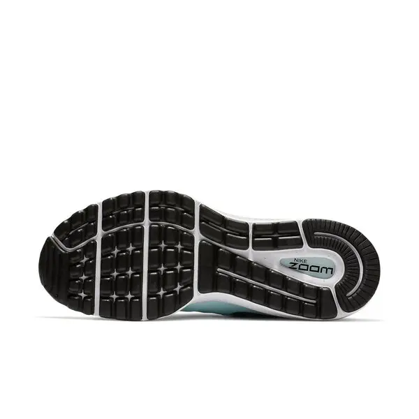 Nike Zoom Vomero 13 Athletic Sneakers