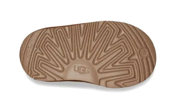 UGG Neumel Classic Lightweight Fleece Lined Boot