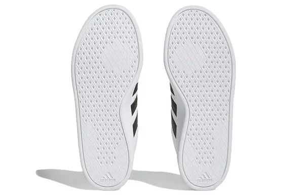 Adidas Breaknet 2.0 Low Top Sneakers