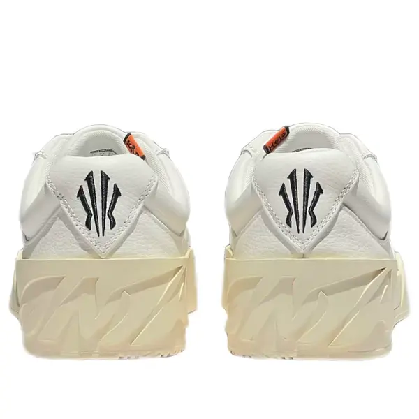 ANTA Kai Hela Style 1 Sneakers - White/beige