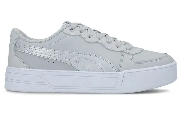 PUMA Skye Low Top Sneaker