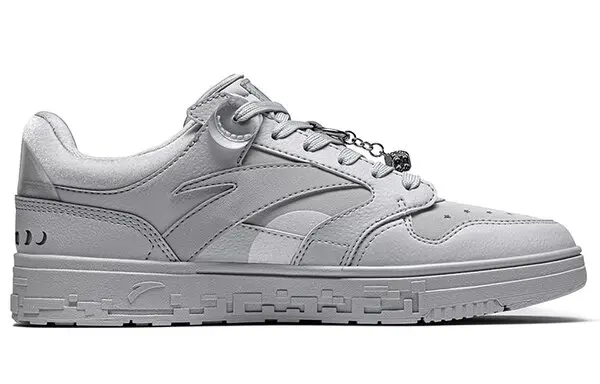 ANTA Street Naughty Sneakers