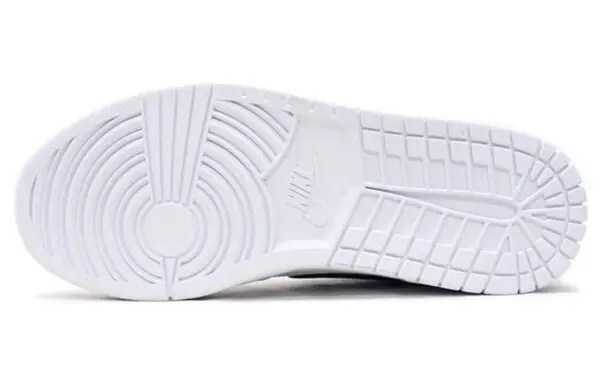 Nike Riccardo Tisci X Nikelab Dunk Lux Chukka Sneakers - White/black