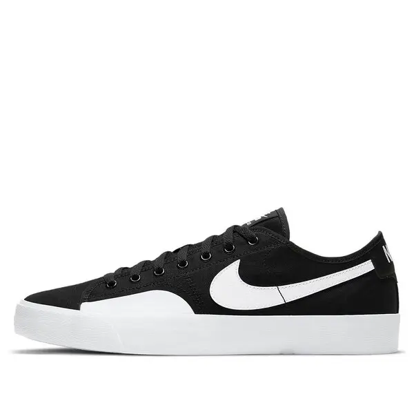 Nike Blazer Court Sb Low Top Sneakers - White/black