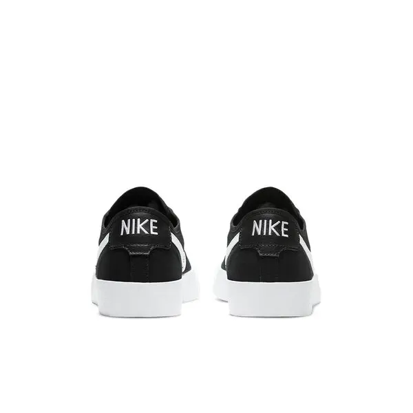 Nike Blazer Court Sb Low Top Sneakers - White/black