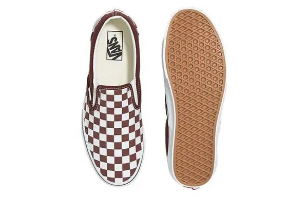 VANS Classic Slip-on Sneakers - Bitter Chocolate