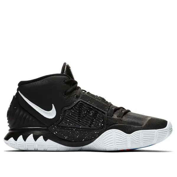 Nike Kyrie Mid Top Sneakers - Black