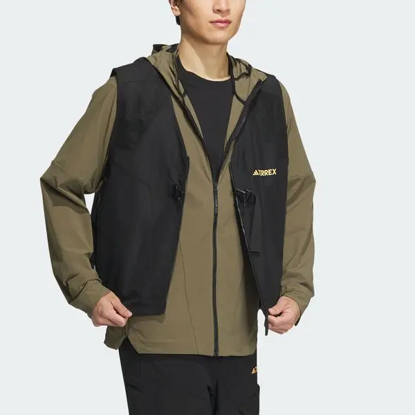 Adidas Vest - Black
