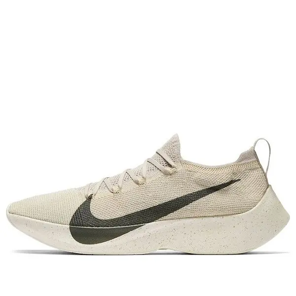 Nike Vapor Street Flyknit Sneakers - Cream/black