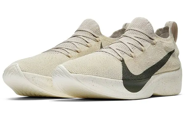 Nike Vapor Street Flyknit Sneakers - Cream/black