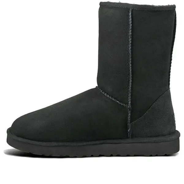 UGG Classic Short Boots - Black