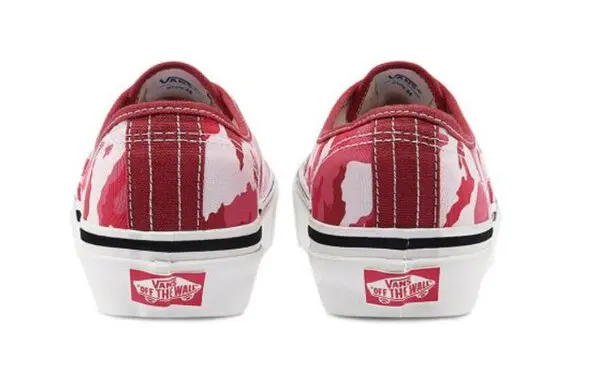 VANS Authentic 44 Dx Camouflage Sneakers - Red