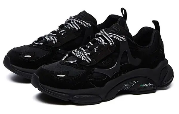 FILA Low Top Sneakers