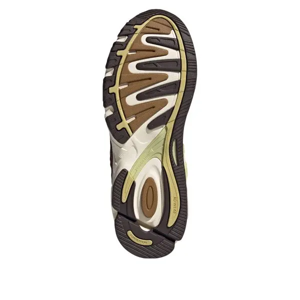 Adidas Response Cl "brown Sail" Sneakers - Brown/sail