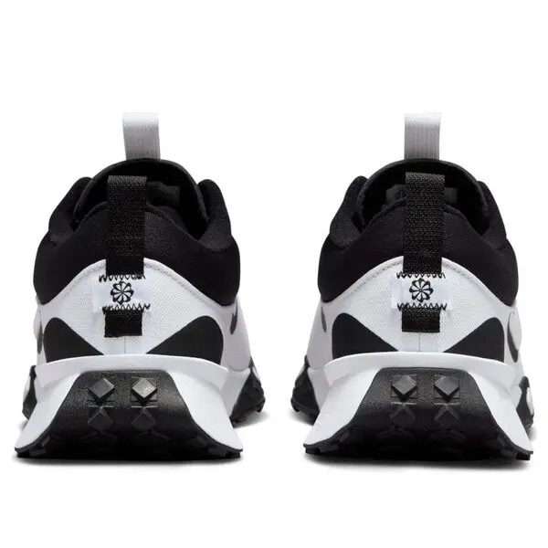 Nike Diamond Varsity Turf Sneakers - White/black