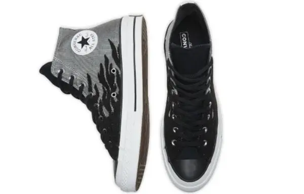 CONVERSE Chuck 70 Hi Sneakers - Black
