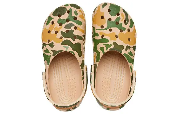 CROCS Classic Printed Camo Clog