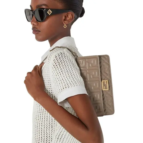 Fendi Baguette Wallet On Chain - Grey