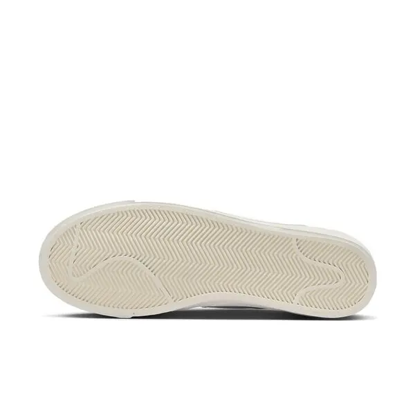 Nike Blazer Low 77 Jumbo Sneakers - Black/sail/white