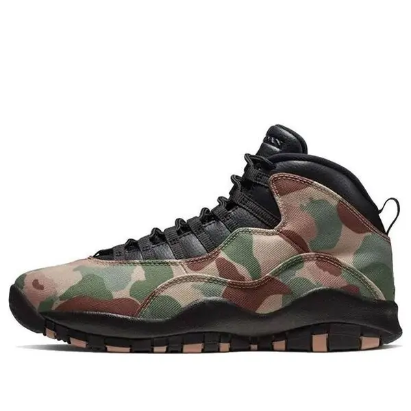 JORDAN Retro 'desert Camo' Sneakers - Brown