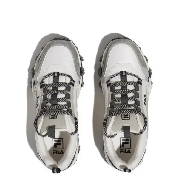 FILA Oakmont Tr V2 Sneakers