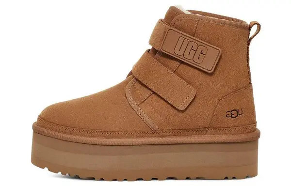 UGG Neumel Platform Chukka Boots - Chestnut