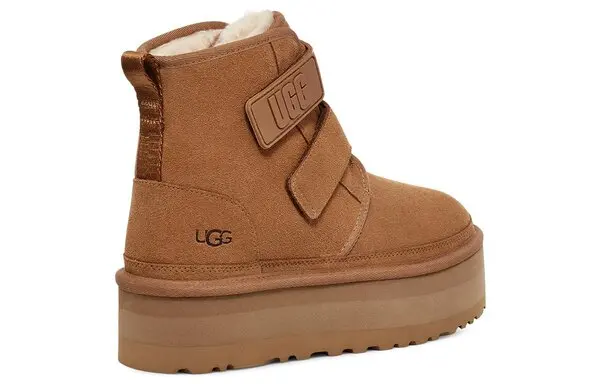 UGG Neumel Platform Chukka Boots - Chestnut