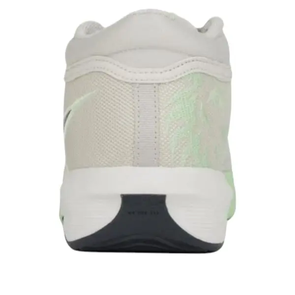 Nike Lebron Witenss Ep Sneakers - White/black