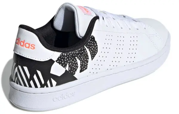 Adidas Advantage Sneaker