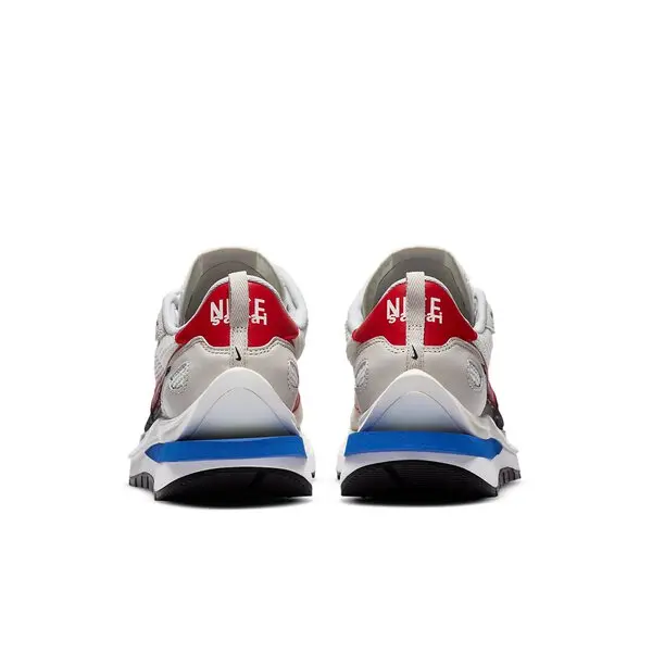 Nike X Sacai Vaporwaffle Sail Sneakers - White/black/red