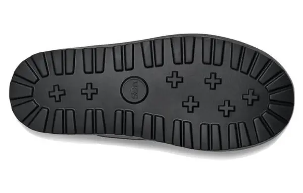 UGG Classic Maxi Toggle Boot