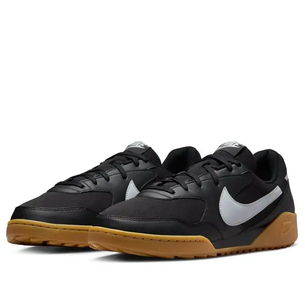 Nike Terra Manta Lace Up Sneakers - Black/gum