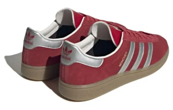 Adidas Munchen Scarlet Gum Sneakers - Scarlet/matte Silver/gum