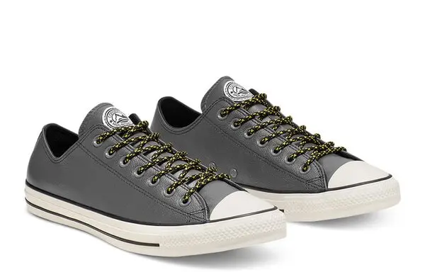 CONVERSE Chuck Taylor All Star Tumbled Leather Low Top Sneakers - Gray/white