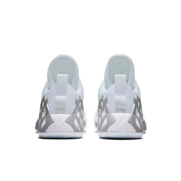 JORDAN Jumpman Diamond Low Pf Sneakers - White/silver