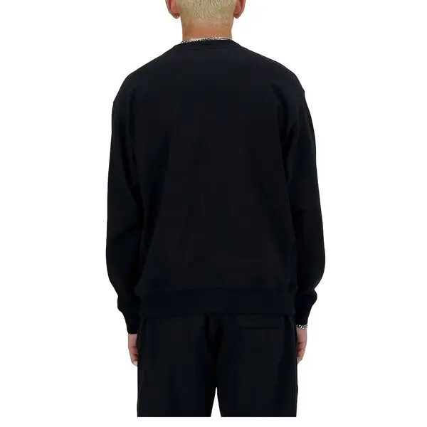 NEW BALANCE Athletics French Terry Sweatshirt Asia Sizing - Black