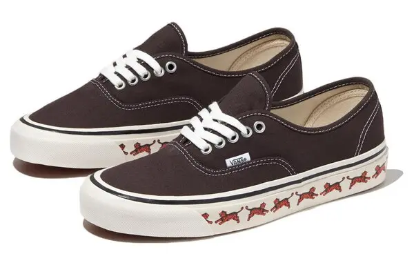 VANS Authentic 44 Dx Low Top Sneakers With Jungle Sidewall - Brown