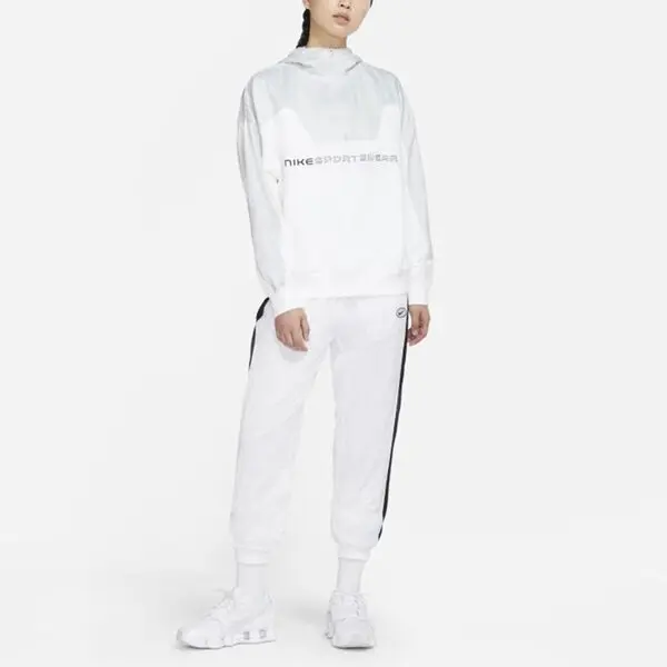 Nike Hooded Jacket With Zipper Detail