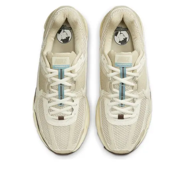 Nike Zoom Vomero 'oatmeal' Lace-up Sneakers - Cream/blue