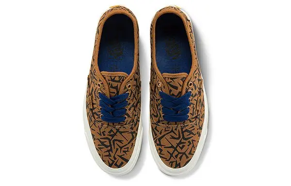 VANS Authentic 43 Skate Shoes - Brown