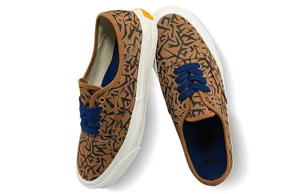 VANS Authentic 43 Skate Shoes - Brown